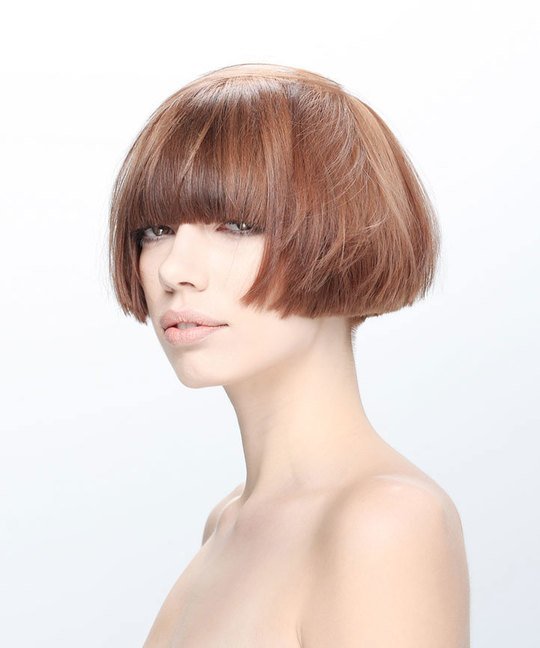 How to cut a one length box bob | online hairdressing training