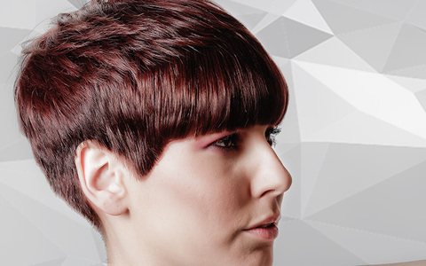 Short Round Graduated Haircut Video Tutorial